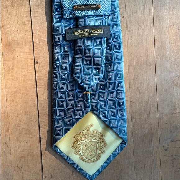 Donald Trump | Accessories | Donald Trump Signature Collection Necktie ...